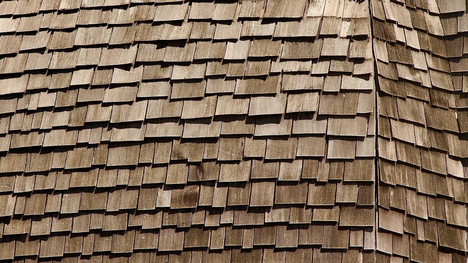 Cedar Shake Roof Cost Calculator | AI-Powered Estimates
