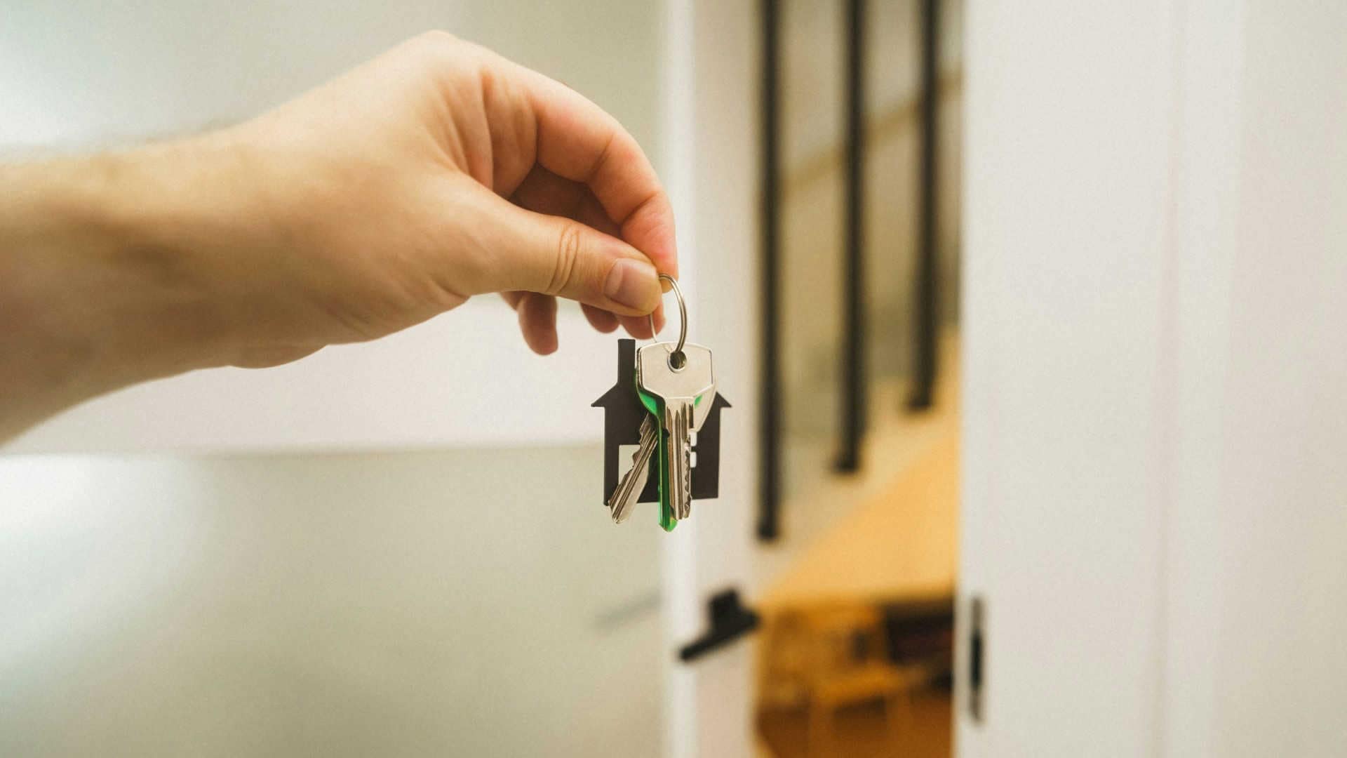 Study: Where are home improvements least affordable? | INSTANT ROOFER